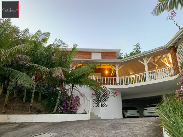 Maison à louer - Le Diamant - 4 pièces - 3 chambres