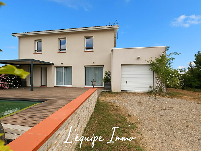 Maison à vendre - LIsle-Jourdain - 4 pièces - 3 chambres