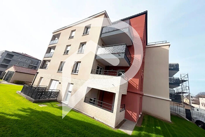 Appartement à vendre - Jassans-Riottier - 3 pièces - 2 chambres