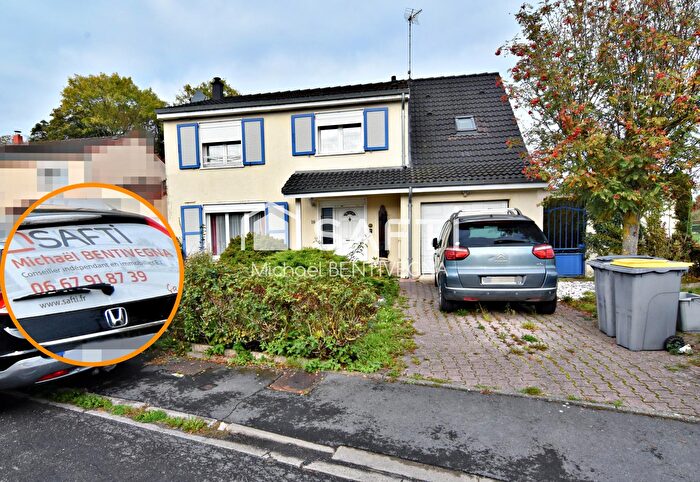 Maison à vendre - Aubry-du-Hainaut - 5 pièces - 4 chambres