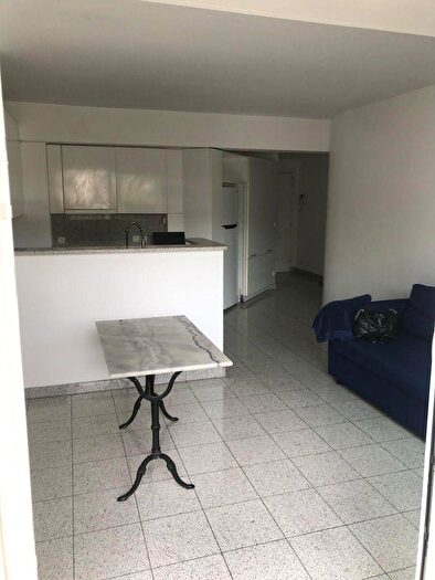 Appartement à louer - Paris ème arrondissement - 3 pièces - 2 chambres