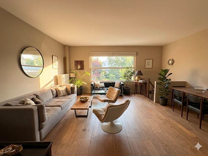Appartement 5 pièces à louer à Le Clos du Luxembourg-Centre Ville, Bourg-la-Reine