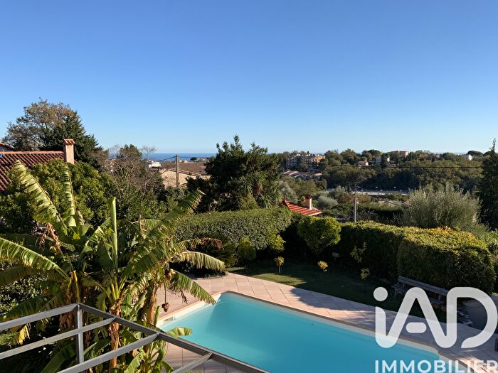 Maison à vendre - Vence, Les Campreniers, LOrmée - 8 pièces - 5 chambres