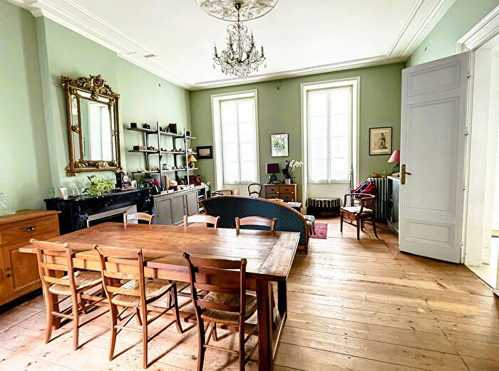 Maison à vendre - Rochefort, Centre-ville - 8 pièces - 5 chambres