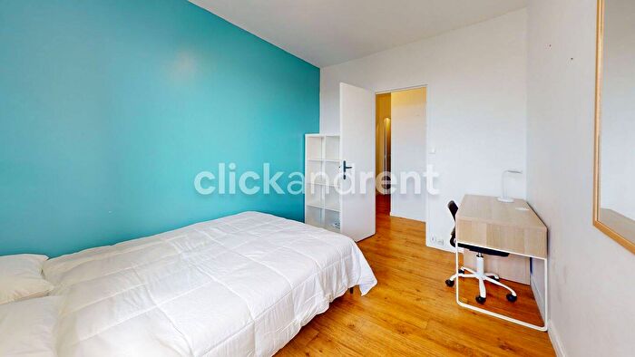 Appartement à louer - La Fauvette, Talence - 4 pièces - 3 chambres