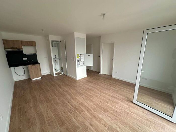 Appartement 2 pièces à Saint Chéron-Hauts de Chartres-Puits Drouet, à louer
