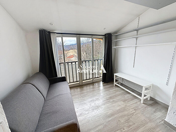 Appartement 2 pièces à louer à Saint-Vallier-de-Thiey