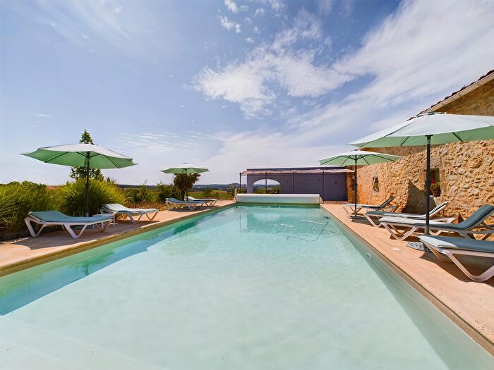 Maison à vendre - Montastruc - 14 pièces - 8 chambres