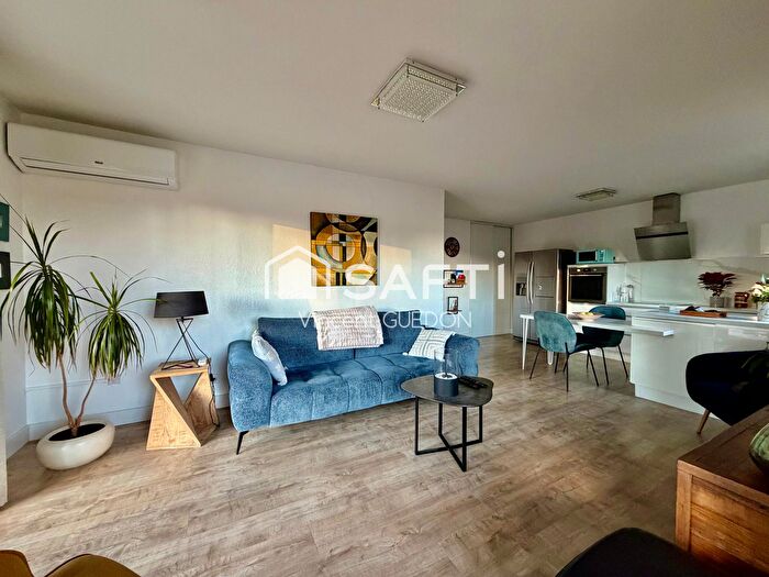 Appartement à vendre - Baho - 3 pièces - 2 chambres