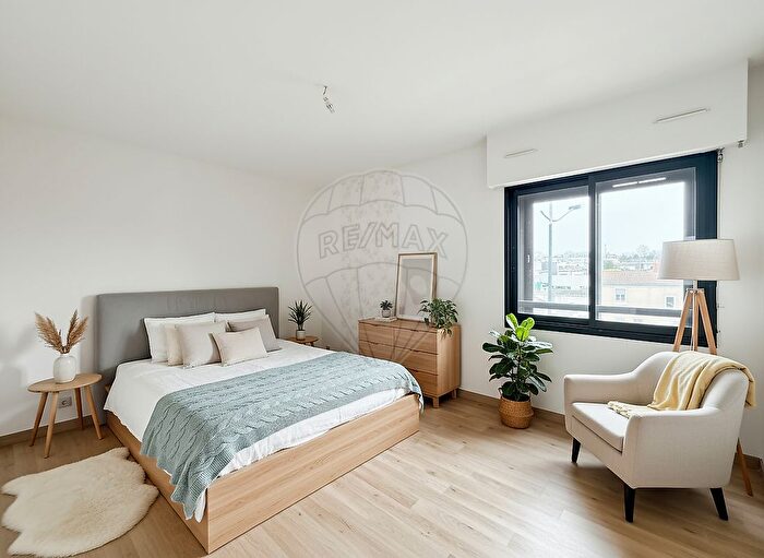 Appartement 4 pièces à vendre à Nantes, Eraudière, La Marrière, Rond-point de Paris
