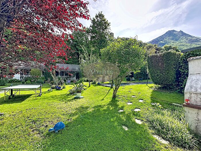 Luz-Saint-Sauveur : Maison 5 pièces à vendre