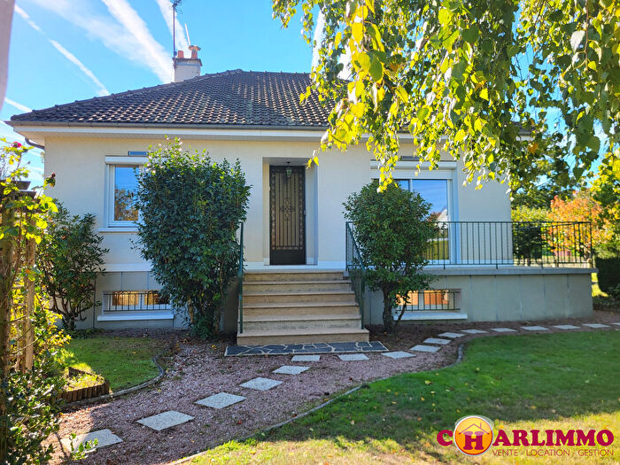 Maison à vendre - Saint-Junien - 5 pièces - 3 chambres