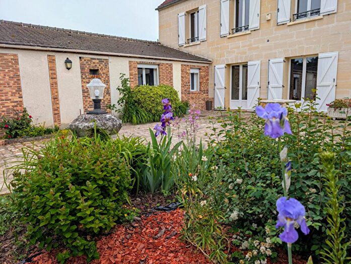 Maison à vendre - Senlis, Villevert - 7 pièces - 4 chambres