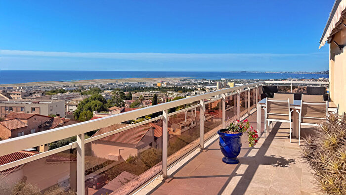 Appartement 3 pièces à Nice, Corniche Fleurie, à vendre