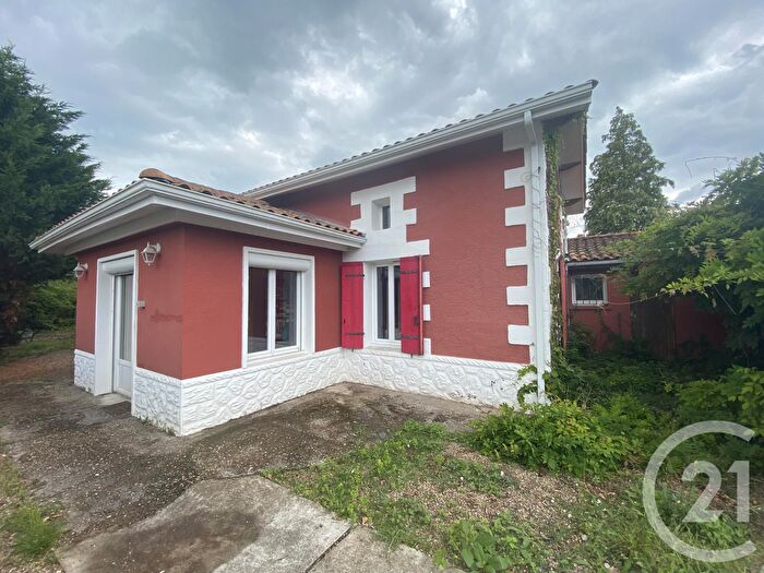 Maison à vendre - Coutras - 5 pièces - 3 chambres