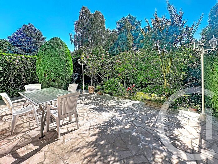 Maison 5 pièces à Thiais, Pavé de Grignon, à vendre