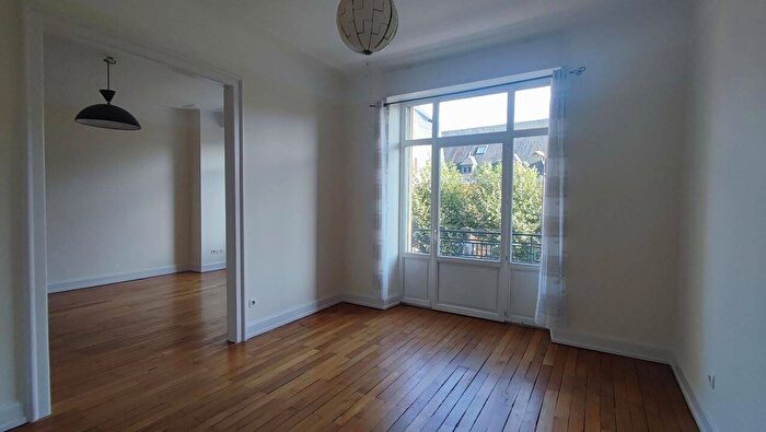 Appartement à louer - Metz - 3 pièces - 3 chambres