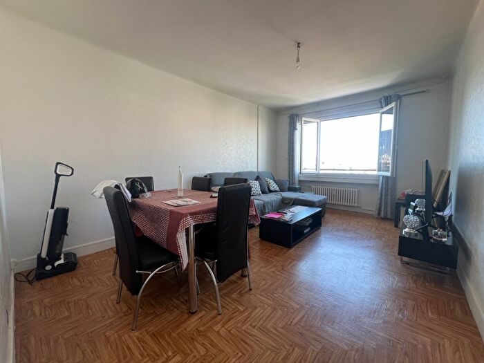 Appartement 2 pièces à vendre - Saint-Étienne, Bernay, Valfuret