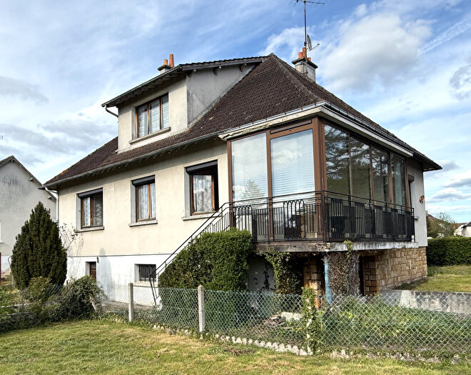 Maison à vendre - Salbris - 5 pièces - 4 chambres