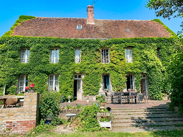 Condé-sur-Huisne : Maison 7 pièces à vendre