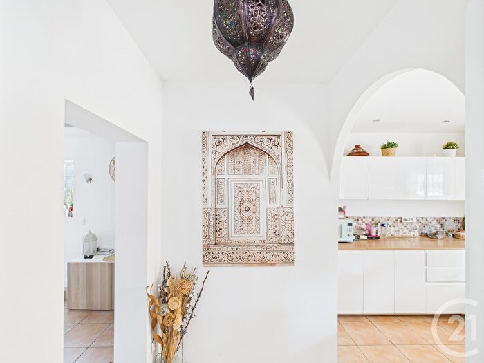 Maison à vendre - Trappes, La Boissière - 5 pièces - 4 chambres