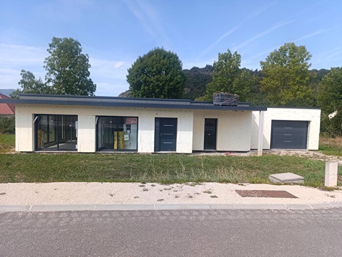 Magnieu - Maison 4 pièces à vendre