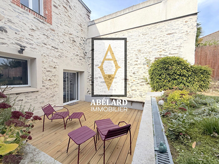 Maison à vendre - Le Pallet - 6 pièces - 4 chambres