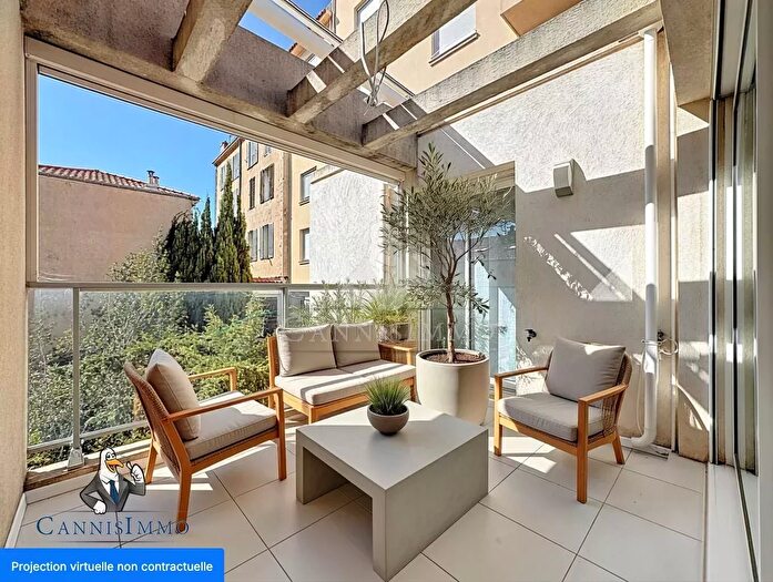 Appartement à vendre - Cannes, Suquet - 2 pièces - 1 chambre