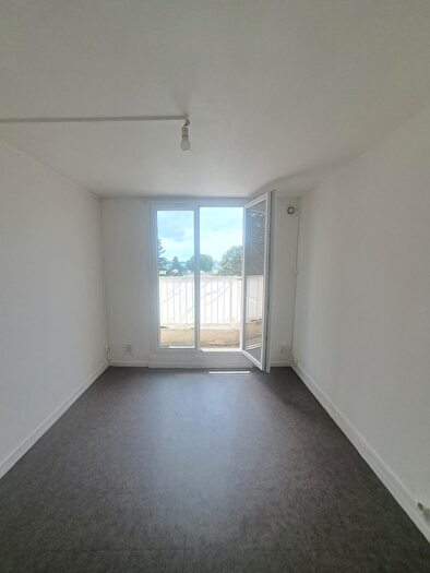 Appartement à louer - Gagny, Parc Carette - 1 pièce - 1 chambre