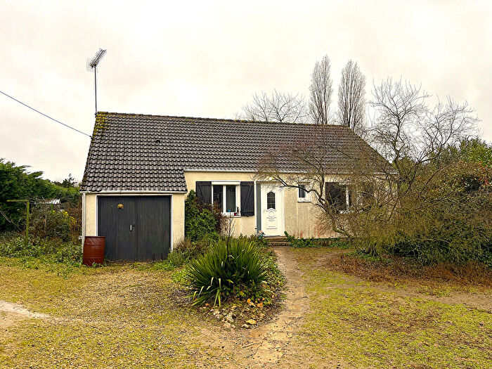 Maison à vendre - Ferrières-en-Gâtinais - 4 pièces - 3 chambres