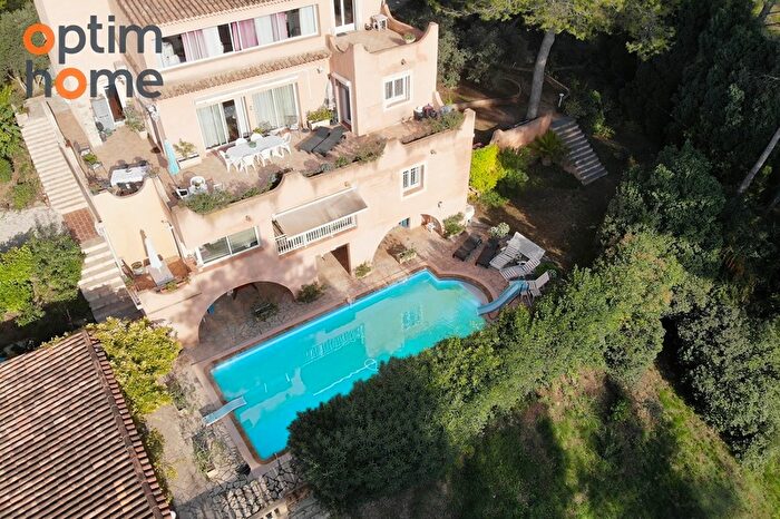 Maison 12 pièces à vendre - Aix-en-Provence, Luynes