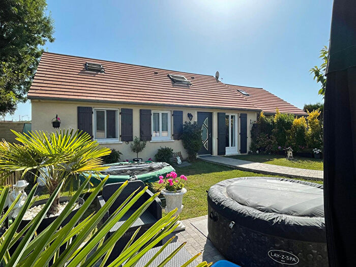 Maison à vendre - Changis-sur-Marne - 5 pièces - 4 chambres