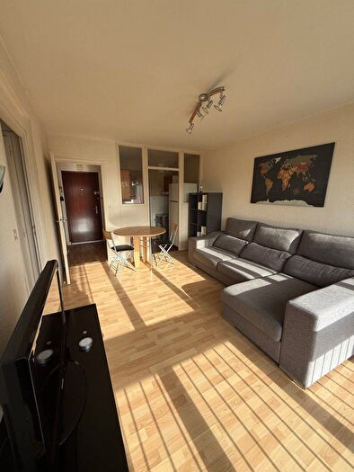 Appartement 1 pièce à Ouest, Gex, à louer