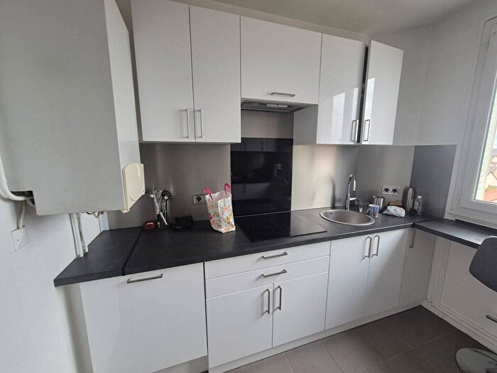 Appartement à louer - Centre Ouest, Montesson - 3 pièces - 2 chambres