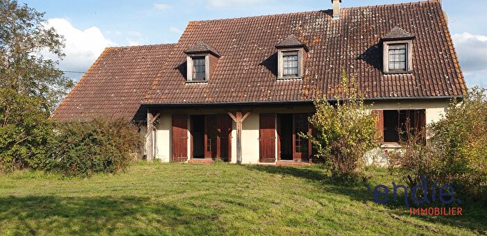 Maison à vendre - Saint-Victor - 6 pièces - 5 chambres