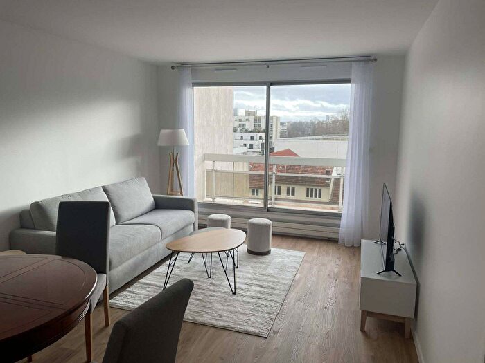 Appartement à louer - Hôtel de Ville, Courbevoie - 3 pièces - 2 chambres