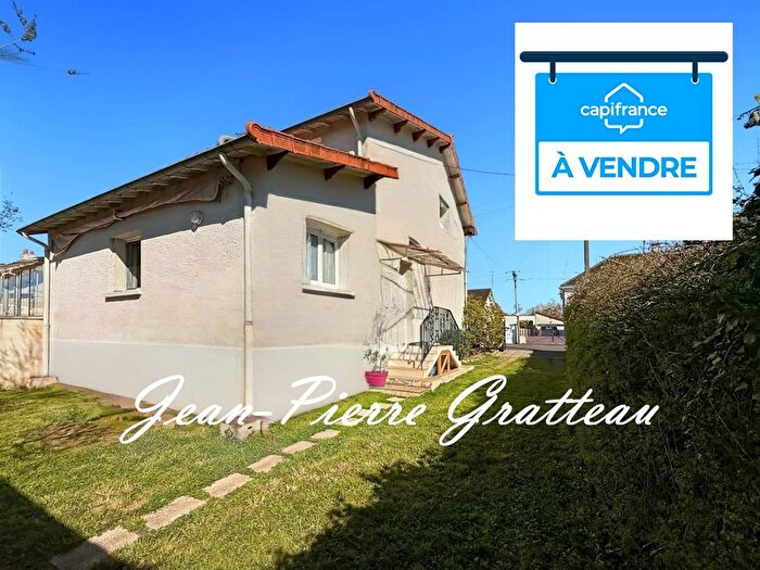 Maison à vendre - Châtellerault, Est - 5 pièces - 3 chambres