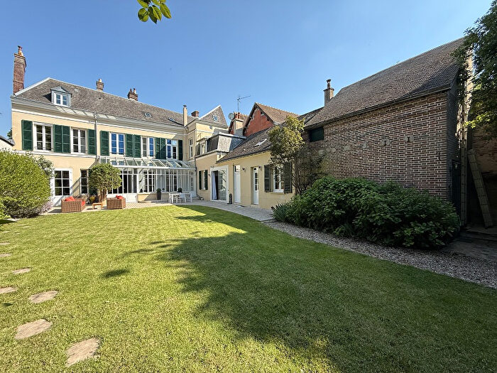 Maison à vendre - Dreux, Centre-ville - 9 pièces - 7 chambres