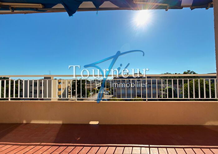 Six-Fours-les-Plages, Les Lones, Bucarin, Fort, Les Playes : Appartement 4 pièces à vendre