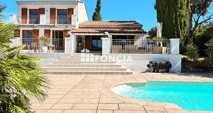 Maison à vendre - Fréjus, La Tour de Mare - 7 pièces - 4 chambres