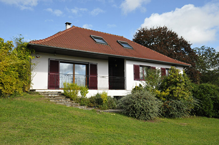 Maison à vendre - Saint-Priest-sous-Aixe - 8 pièces - 5 chambres