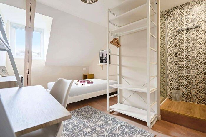 Appartement à louer - Centre Ville, Reims - 1 pièce