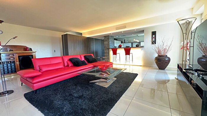 Appartement à vendre - Vienne, Centre-ville - 4 pièces - 2 chambres