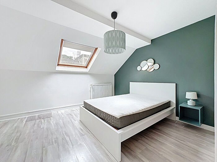 Maison à vendre - Melun, Saint-Liesne - 5 pièces - 4 chambres