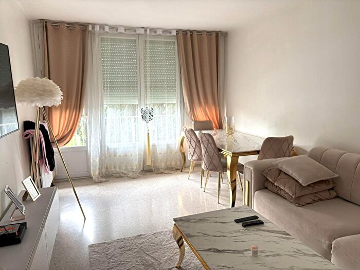 Appartement à vendre - Saint-Étienne, Méons, Le Soleil, Châteaucreux, Saint-François - 2 pièces - 1 chambre