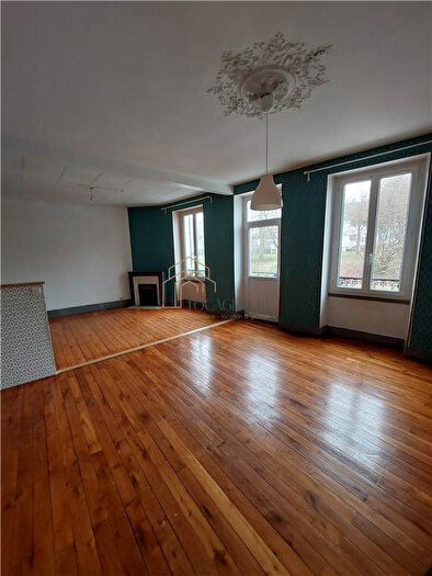 Bourges, Centre-ville, Charlet, Lahitolle, Pignoux, Sembat - Appartement 4 pièces à louer