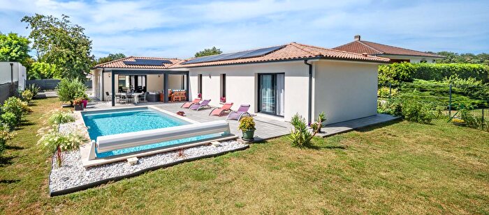 Le Pian-Médoc : Maison 5 pièces à vendre