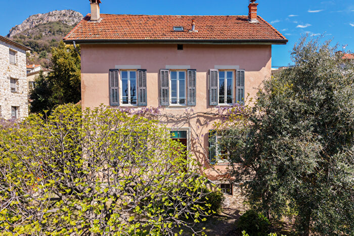Maison à vendre - Vence, Saint-Martin, Lubiane, Le Suve - 6 pièces - 4 chambres