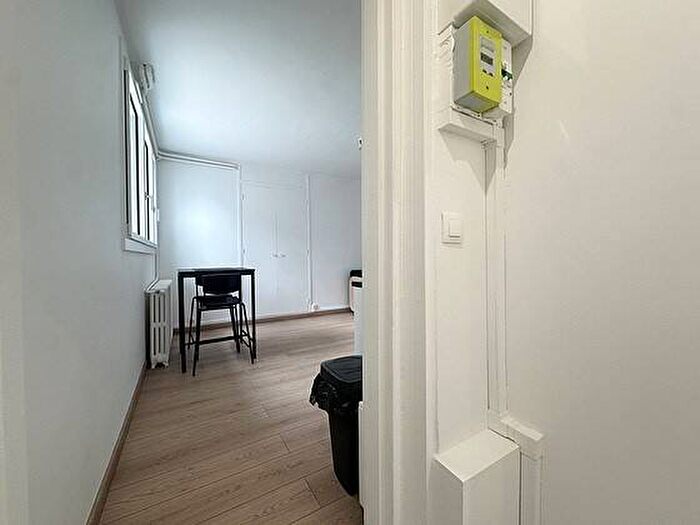 Appartement à louer - Dupleix-Motte Picquet, Paris ème arrondissement - 1 pièce