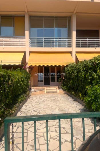 Mandelieu-la-Napoule : Appartement 3 pièces à louer